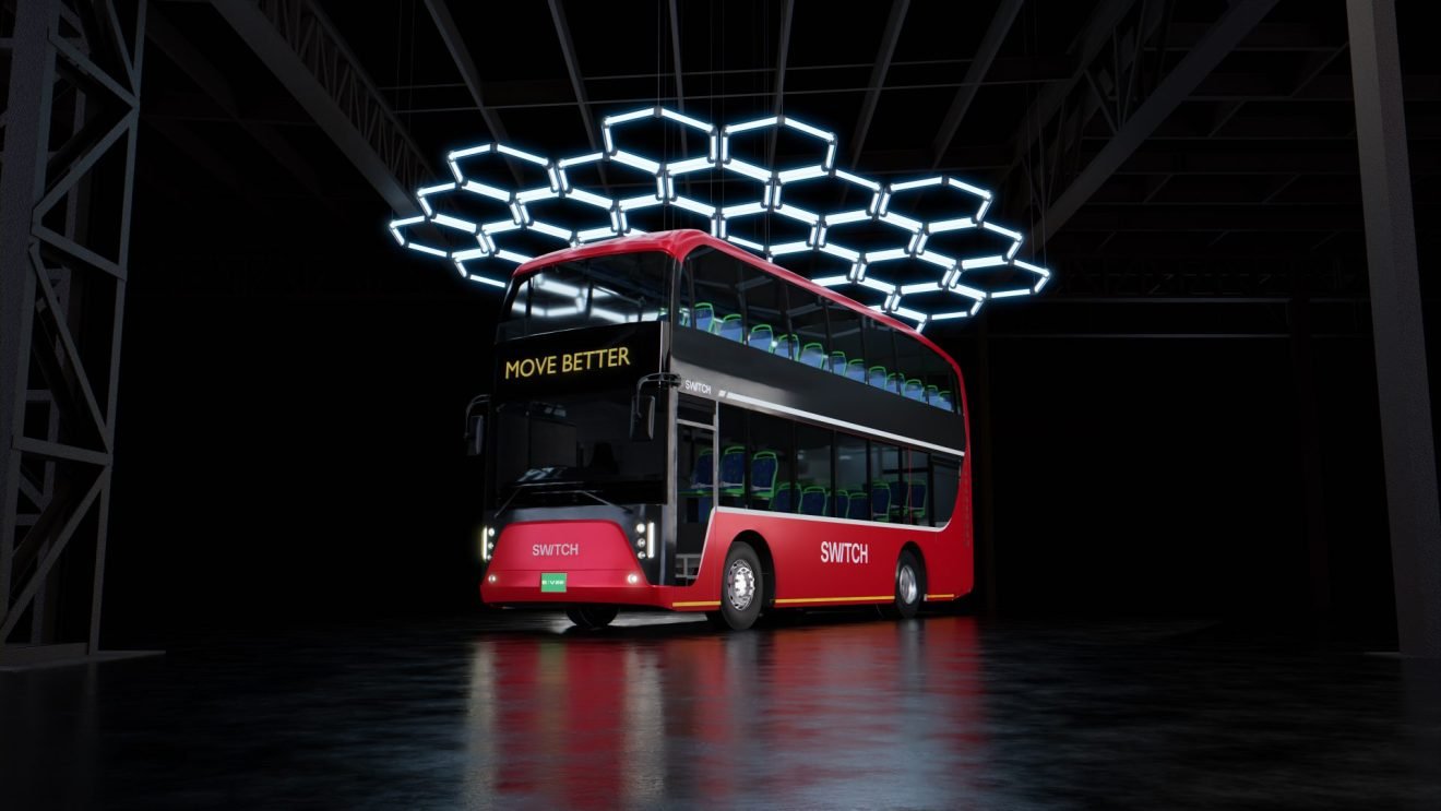 Switch Mobility presenta el primer autobús eléctrico de dos pisos de ...